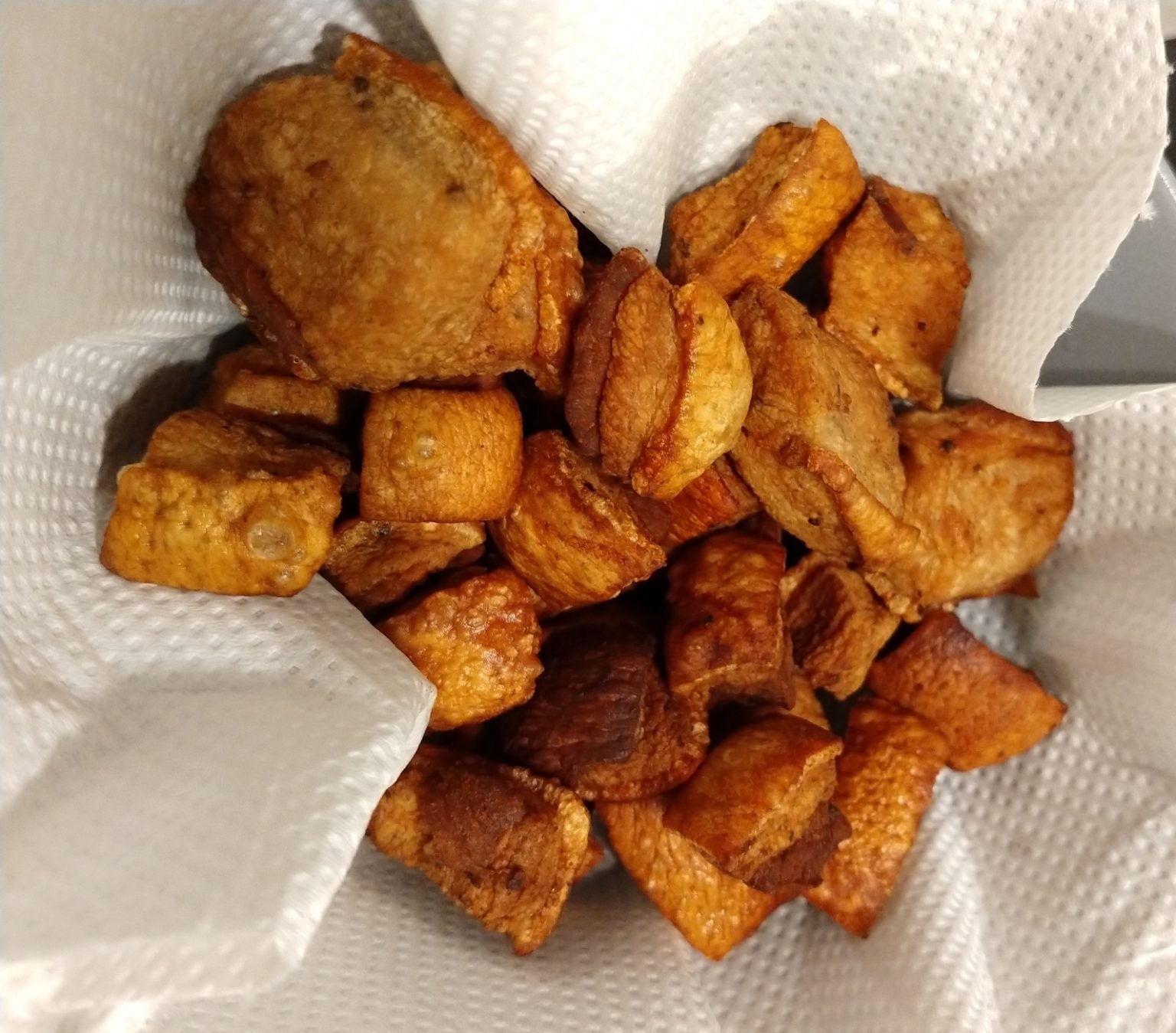 Como fazer torresmo: receita simples e fácil | Receita de Viagem